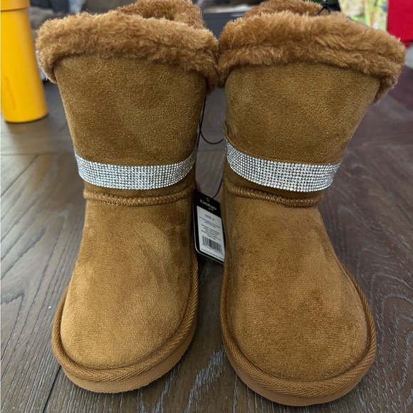 bebe | Shoes | Nwt Bebe Rhinestone Trim Faux Fur Lined Winter Boot ...